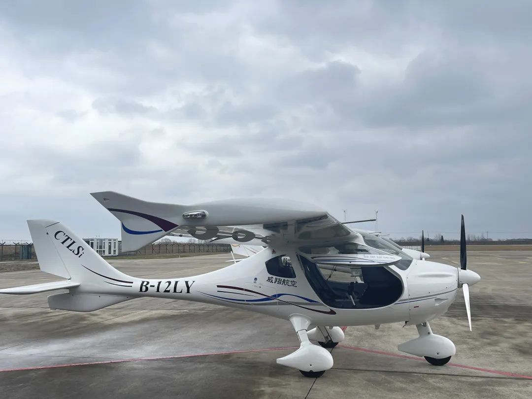 AeroJones Aviation's first fuel injection new model CTLSi is officially ...